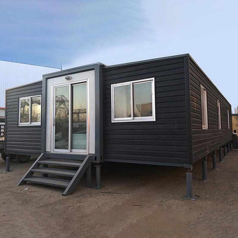 Maximizing Space: the Rise of Expandable Shipping Container Homes ...