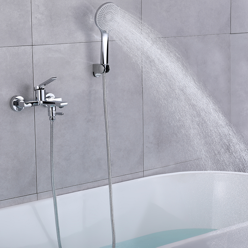 Choosing the Perfect Bathtub Mixer: a Buyer's Guide - Wateroperate