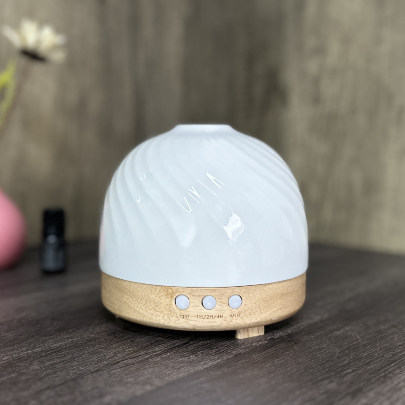 Aromatherapy Bliss: the Beauty of Ceramic Flower Diffusers - SQZ Diffuser