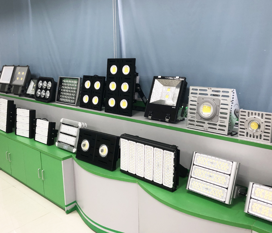 About Us | JR lighting