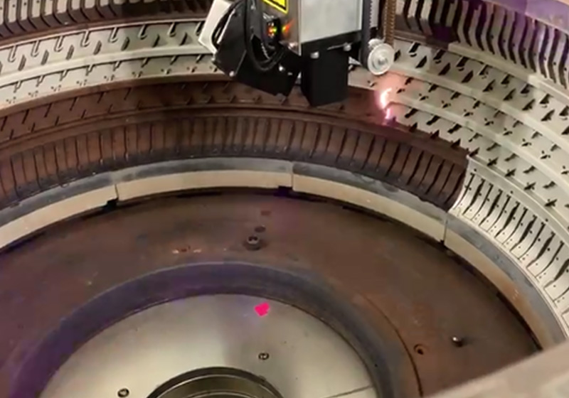 Omg! Using Laser to Clean a Tire Mold Is Amazing！