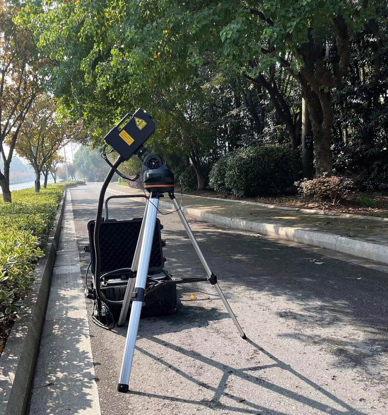 Smart Grid Cleaning Device Cyclone 1000 | Usiland Optronics