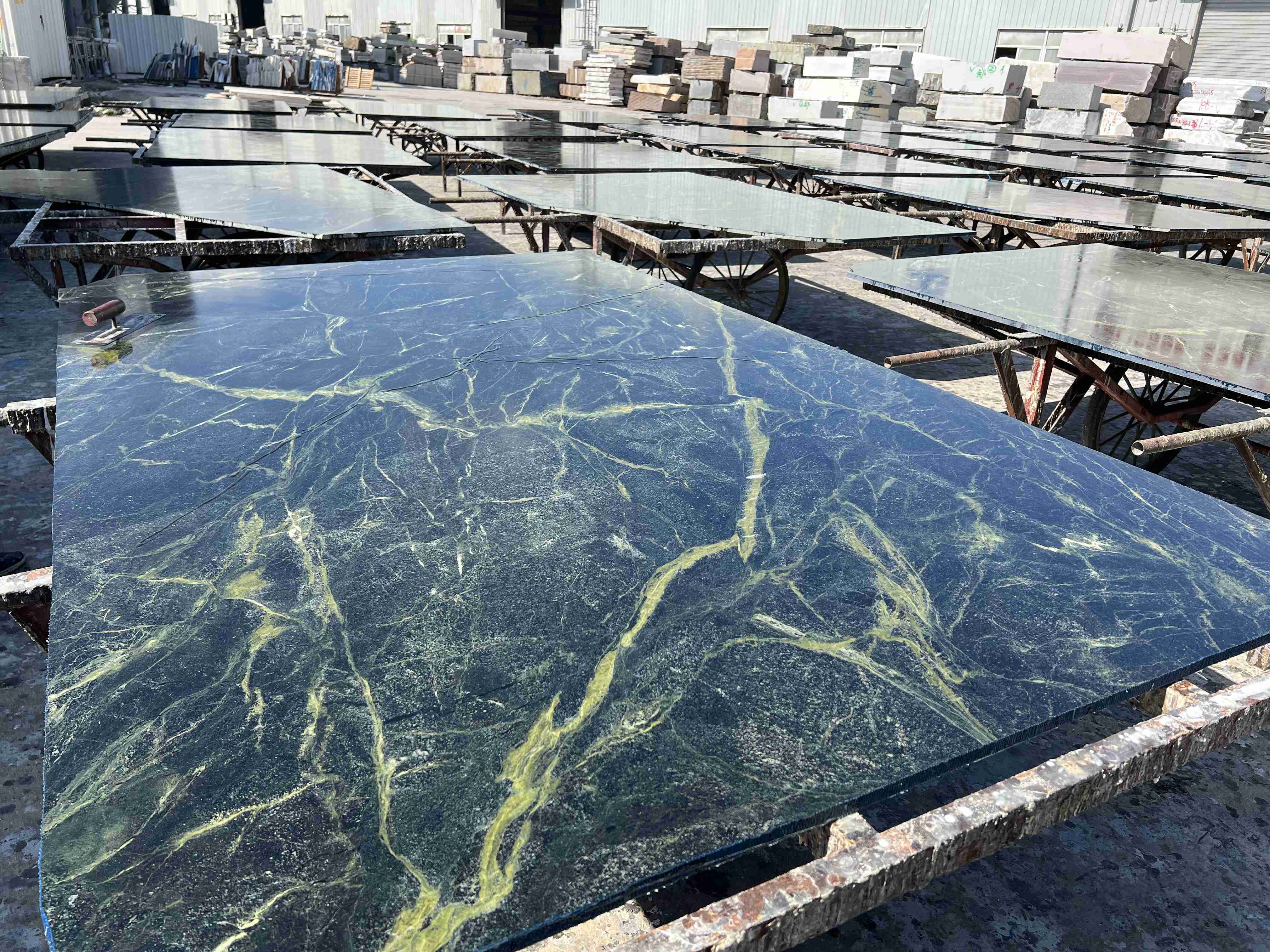 Rainforest Green Quartzite Marble Slab for Kitchen Backsplash - Super Stone