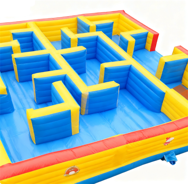 Laberinto inflable al aire libre, parque de atracciones inflable ...