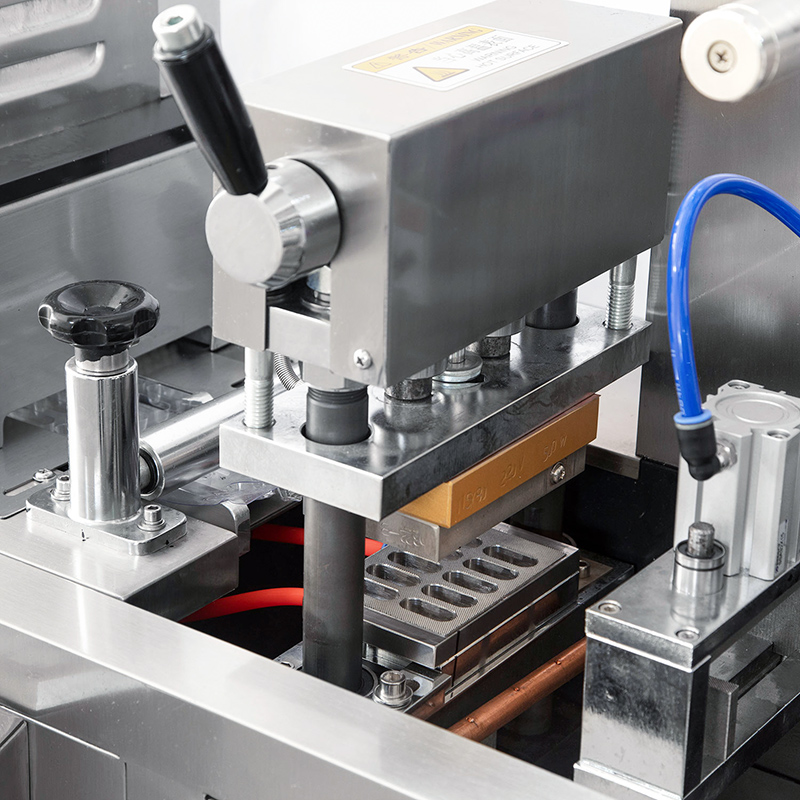 Automatic Capsule Tablet Blister Packing Machine | Urban Machinery