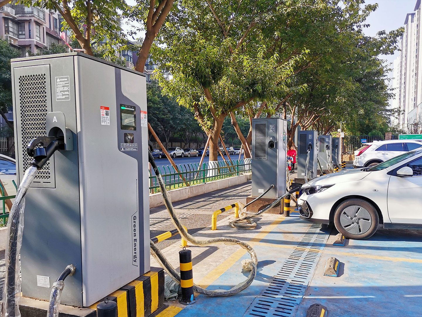 Unveils next-Gen DC Fast Charging Equipment at the 2023 International ...