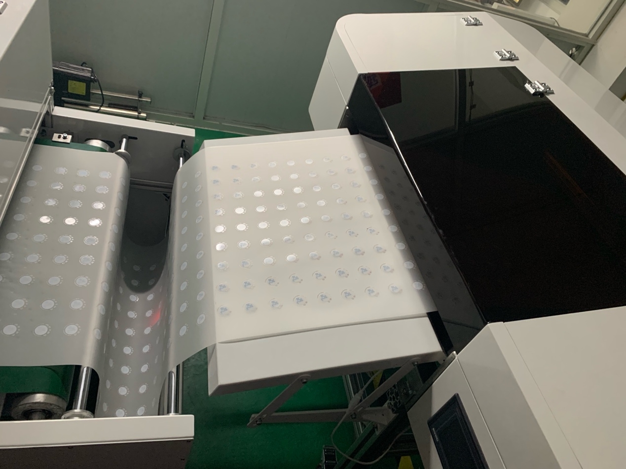 بوليتك تطلق الجيل الأول من حلول DTF بالحبر الأبيض