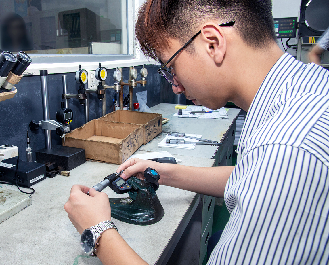 Custom Precision Fastener Manufacturer, Supplier | Chuanghe Fastener