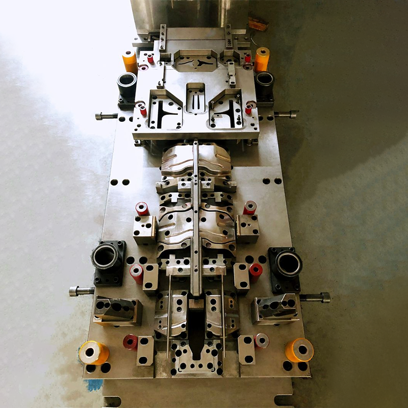 Auto Body Parts Sheet Metal Forming Dies for Automotive Frame Car Door ...