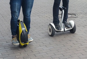 A Quick Guide: Finding the Right Hoverboard Size for Every Age ...