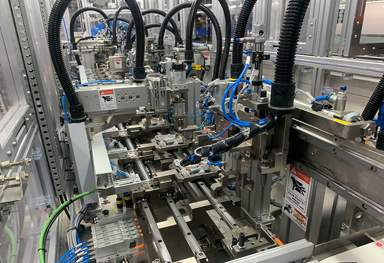 Efficient MCB 3CA Multi-Pole Automation Assembly Machine by Yicheng