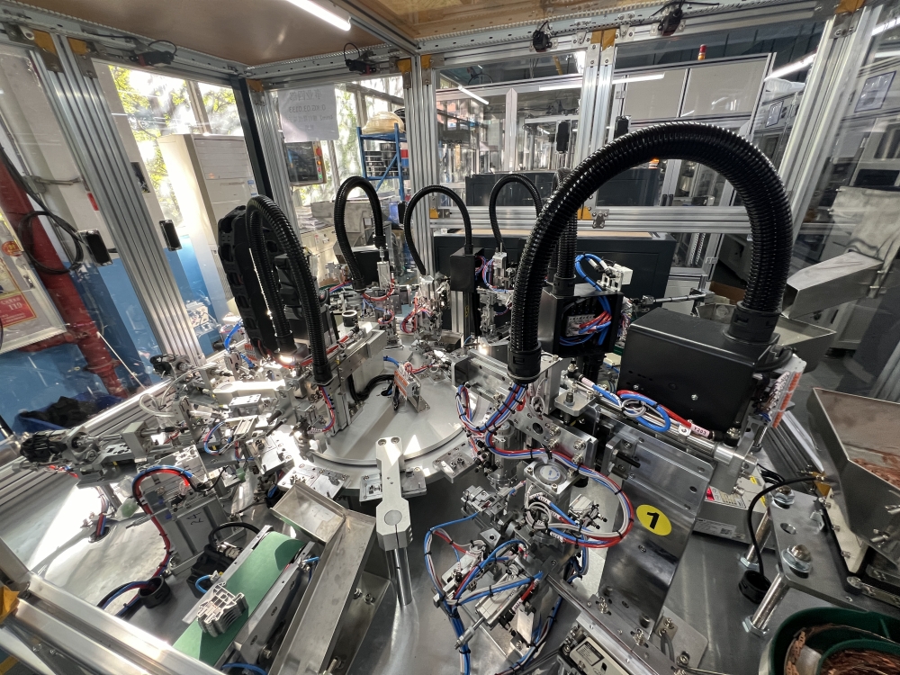 Automatic Screw Terminal Block Assembly Machine Connecting the Future ...