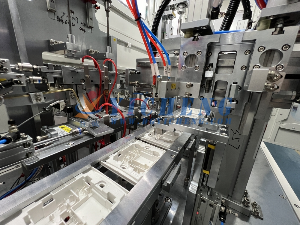 Efficient Automation Solution For Inclined Five-hole Socket Flexible ...