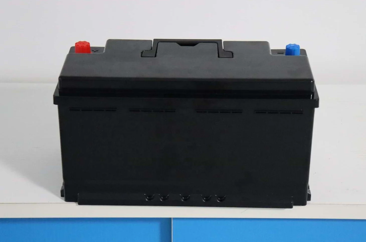Rechargeable 100ah Lithium Battery 12v Lifepo4 Solar Battery Pack For RV