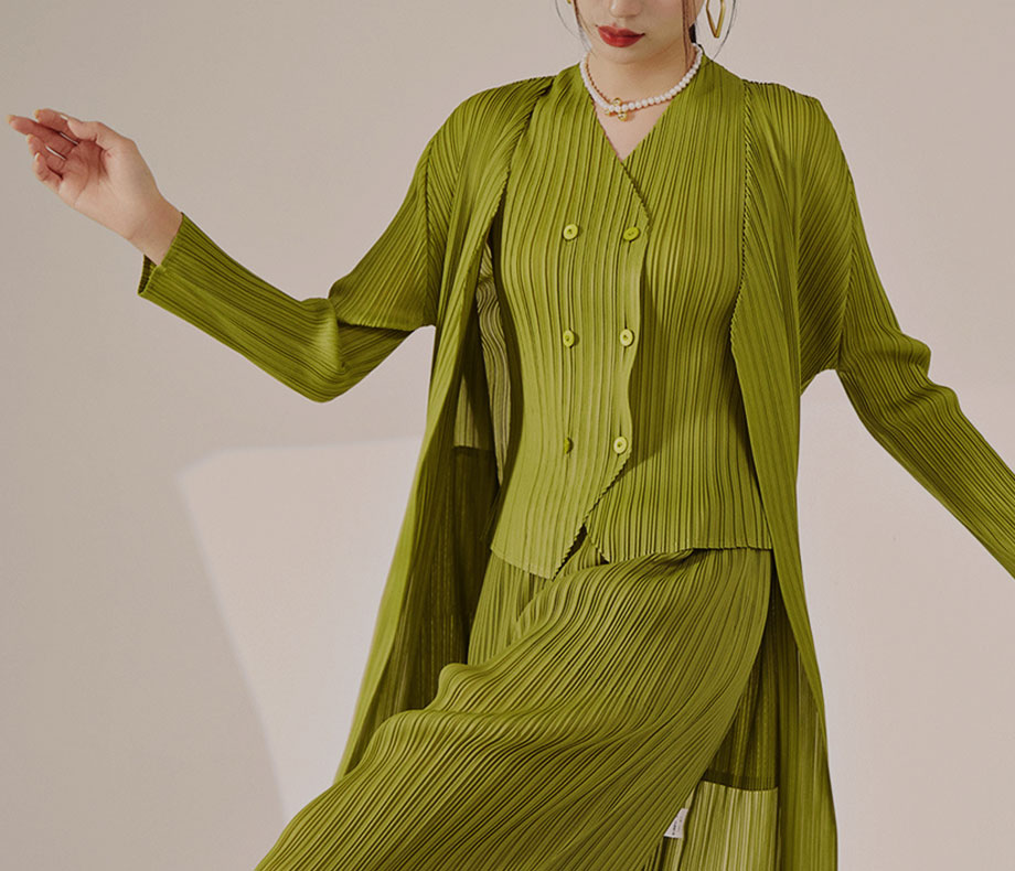 Wholesale Pleated Clothes Manufacturer&Supplier - Pleats Clothing