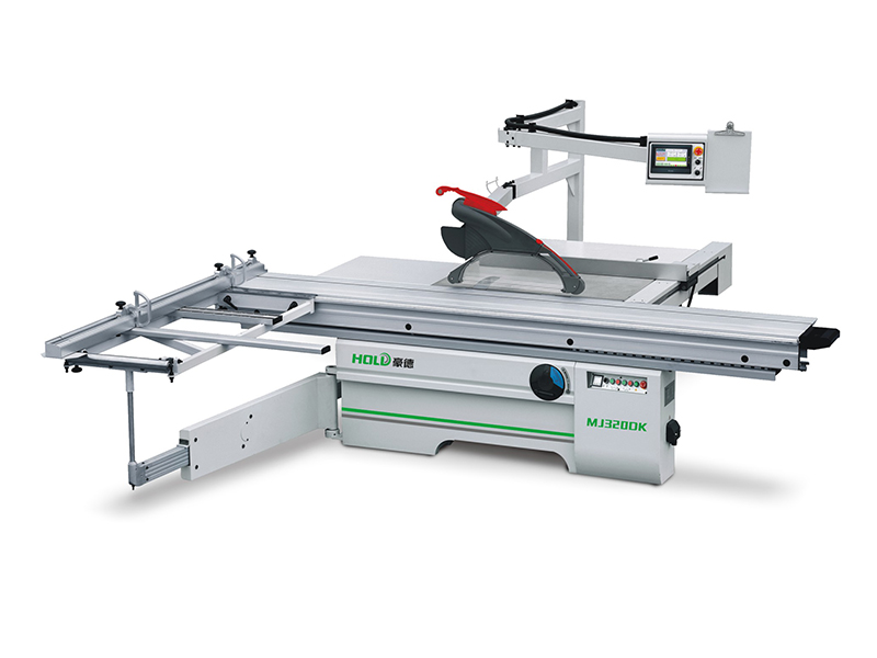 The Benefits of Using a Sliding Table Saw in Woodworking Projects ...
