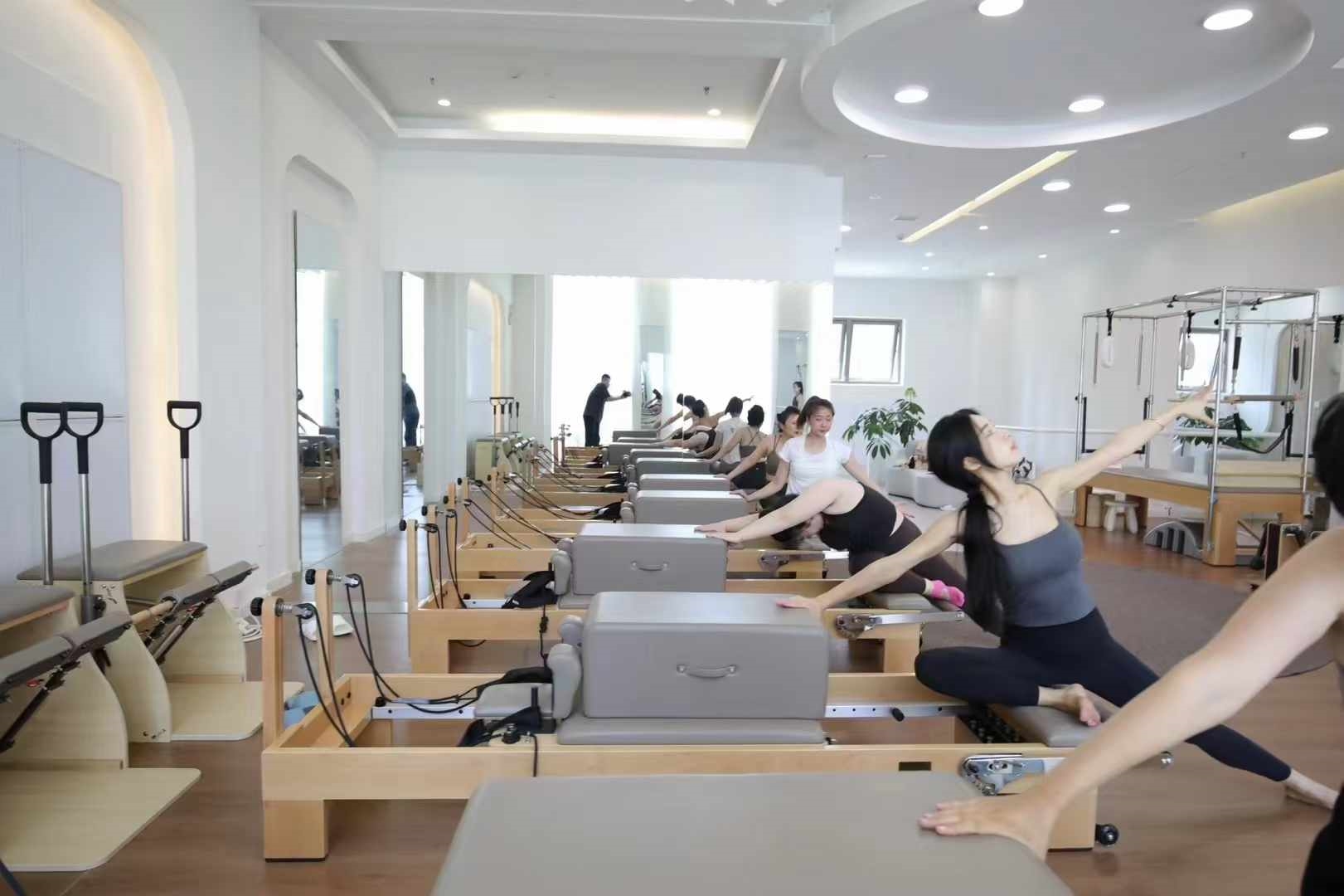 A Guide for Pilates Beginners: How to Choose the Right Fitness ...