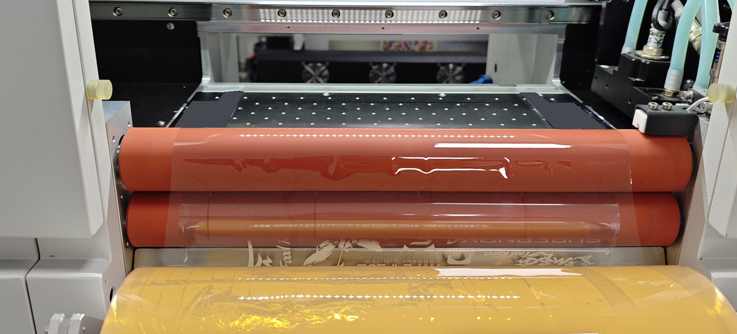 3-head UV Printer with Small Footprint and Easy Printing | PRINTINGPLUS