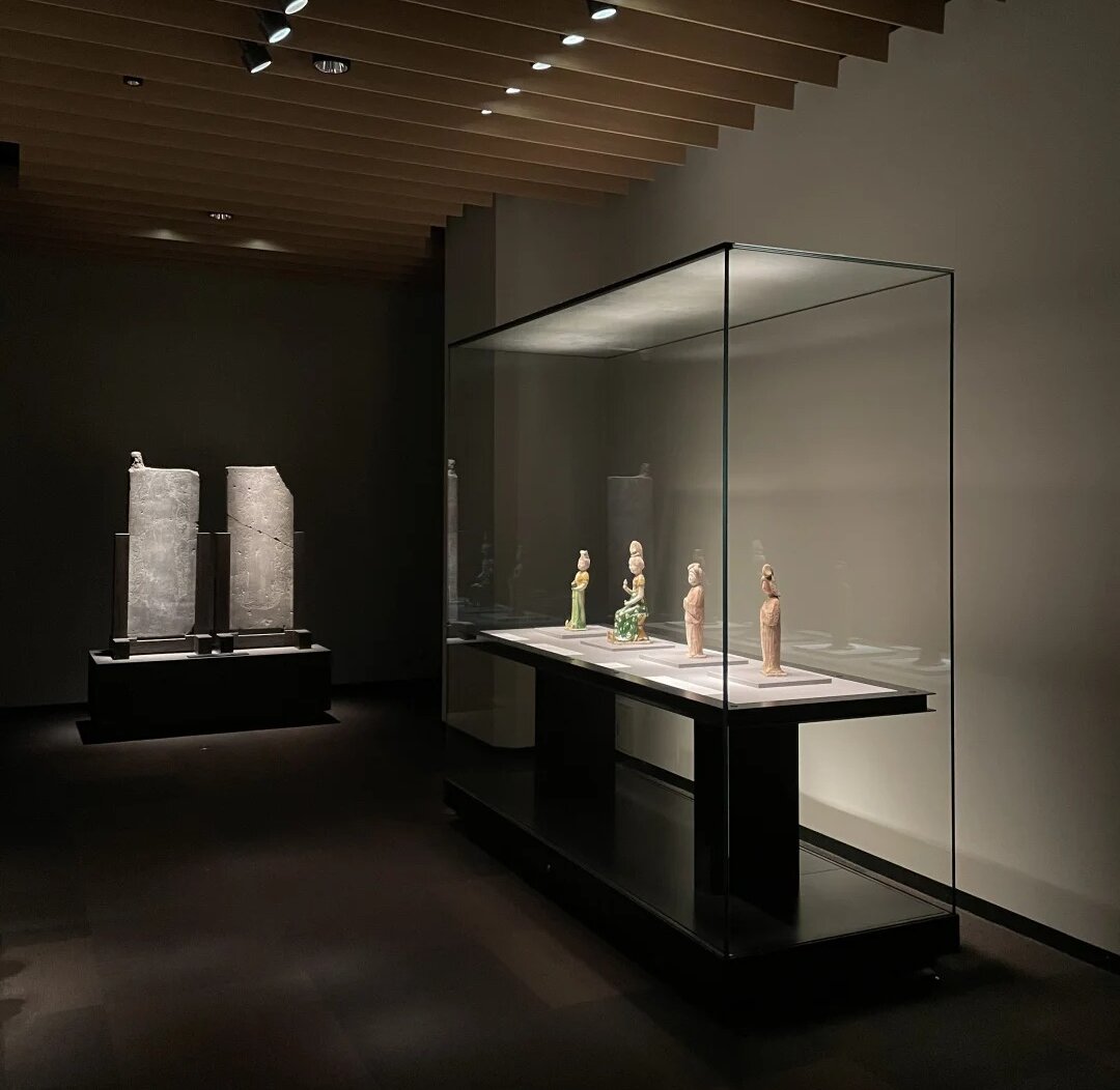 Custom Museum Display Showcase Panoramic Frameless Antique Showcase ...