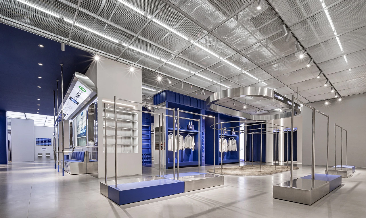 Boutique Clothing Display Cabinet Design High-End Clothing Store ...