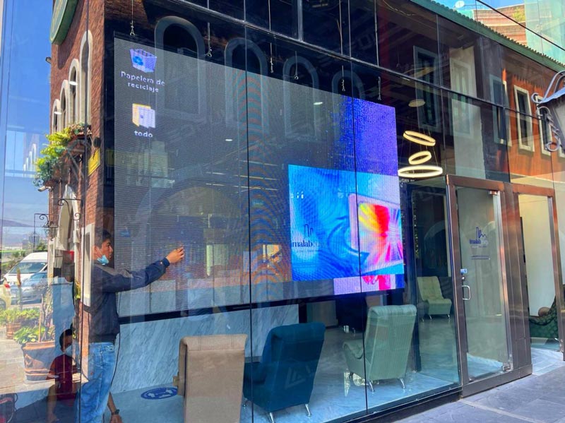 The Difference Between LED Transparent Display Positive Light-Emitting ...