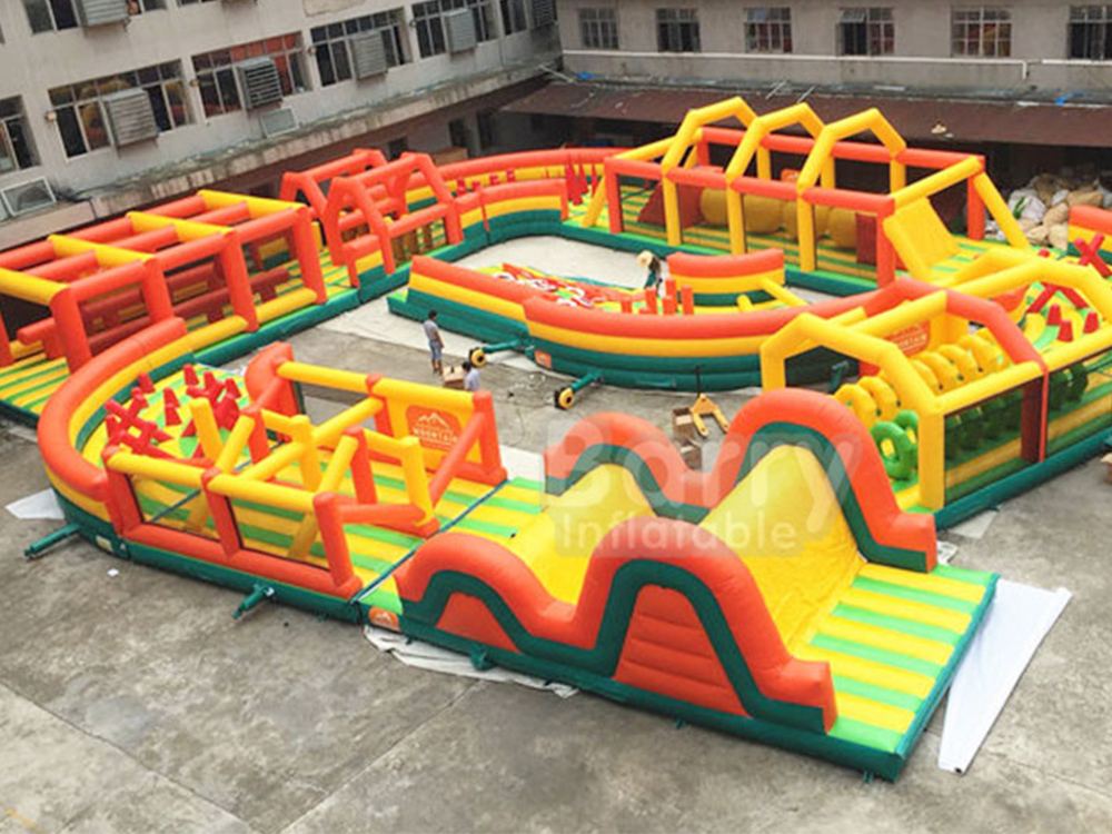 Newest Small Inflatable Obstacle Course with Good Price - Barry Inflatable