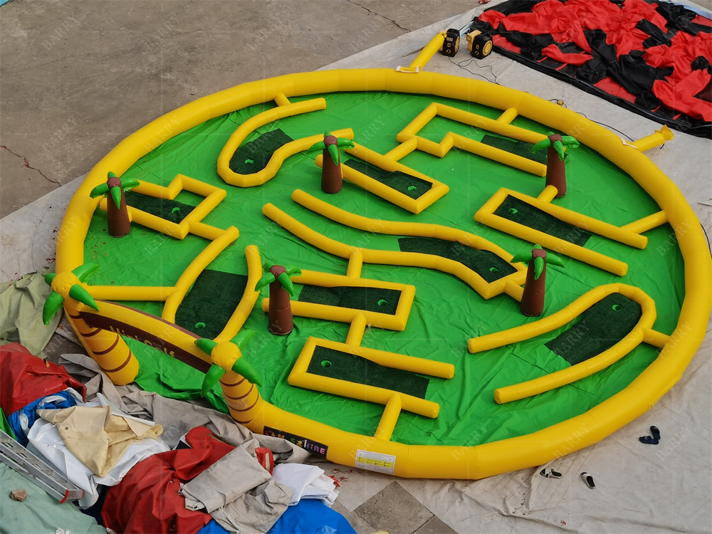 Portable Inflatable Golf Field Mini Golf Course for Parties & Events ...