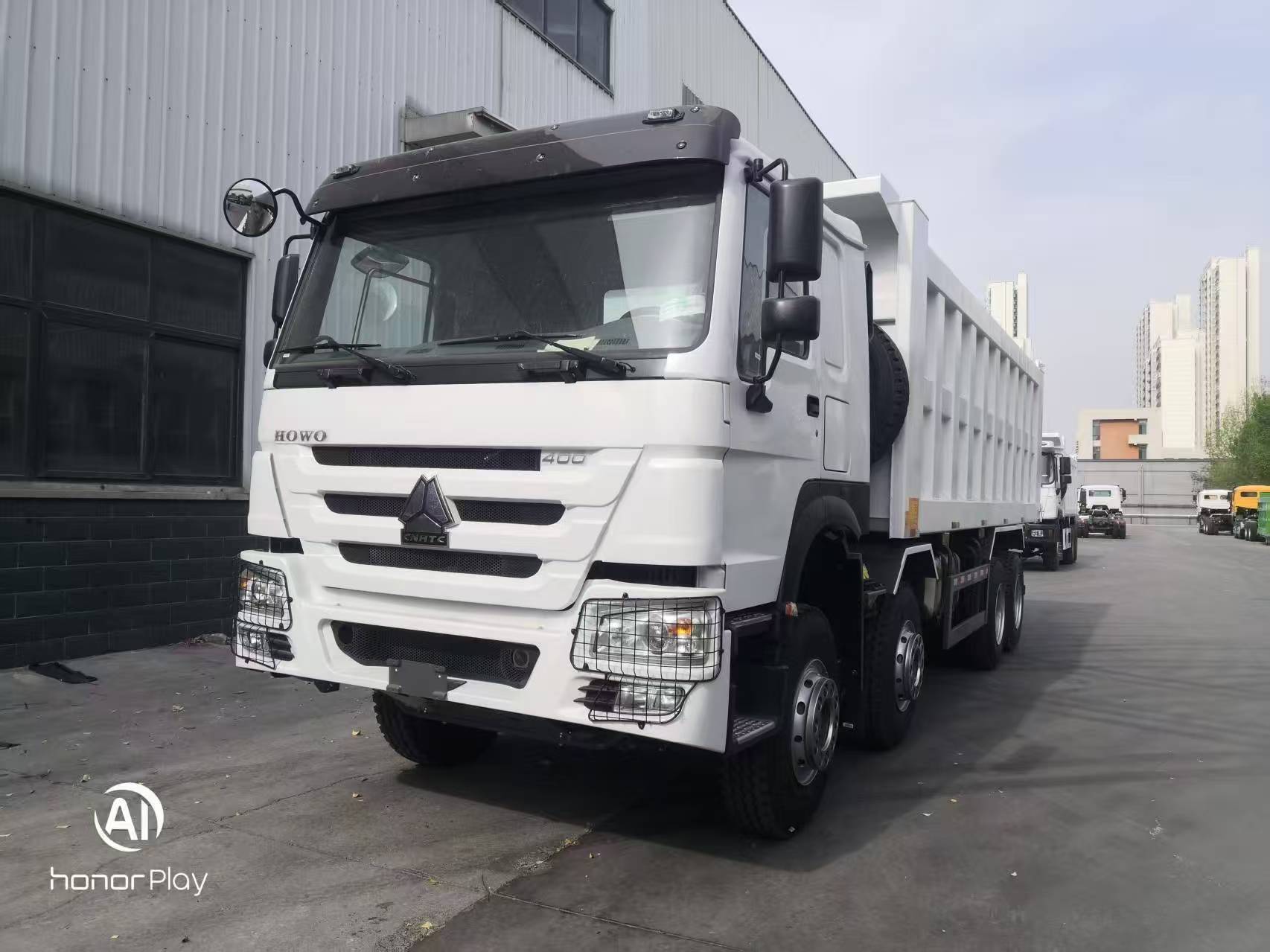 Camion benne Howo Sinotruck 8x4 12 roues 7,3 m à vendre | Camion ...