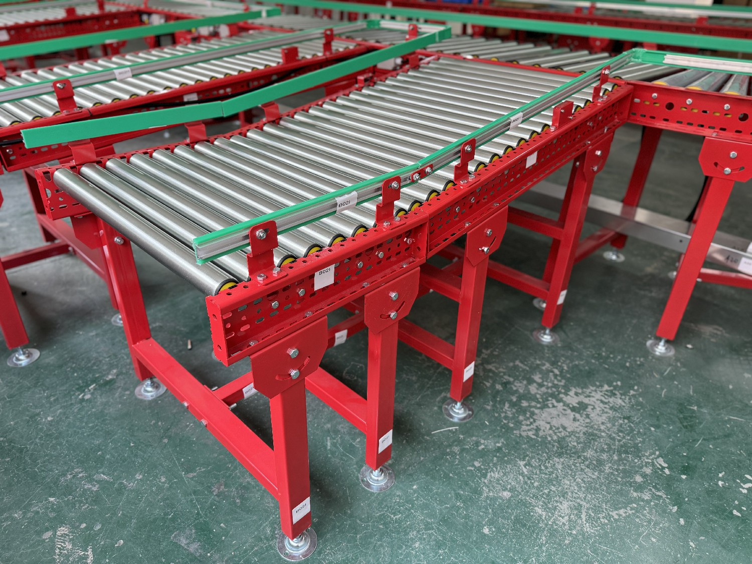 Scanning and Sorting Conveyor System Motorized and Gravity Roller ...