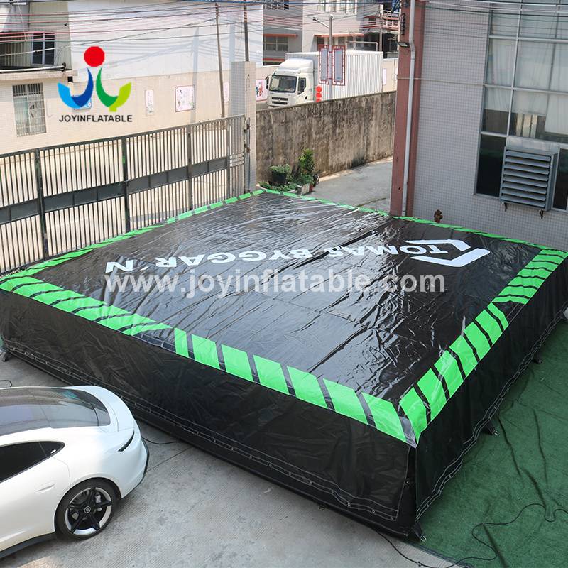 Giant Inflatable Crash Pad for Circus Landing | Joy Inflatable