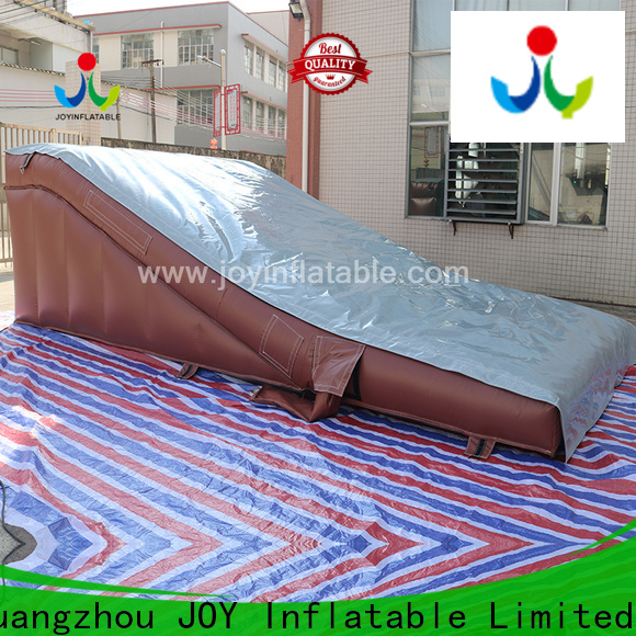 High-quality Airbag Landing Pad Suppliers for Skiing | JOY Inflatable