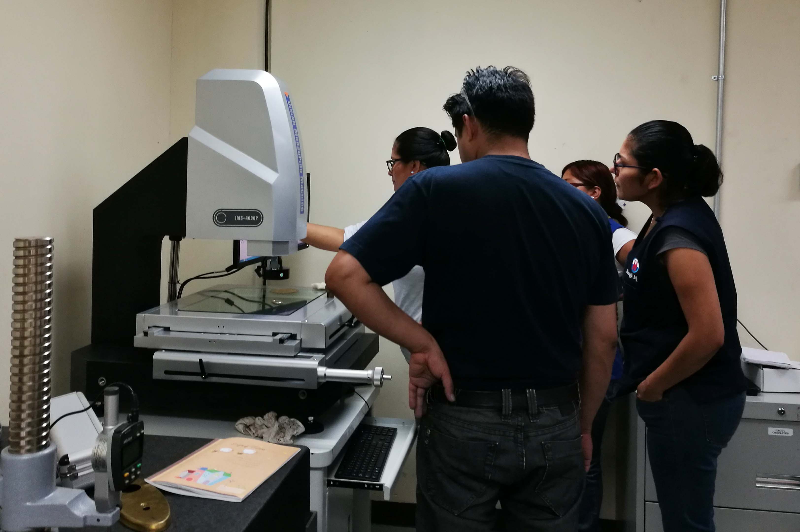 Any Engineers Can Help Install Coordinate Measuring Machine Books ? - Sinowon