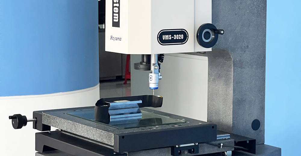 Vision Measuring Machine for Electrode Burr Inspection | Sinowon OMM