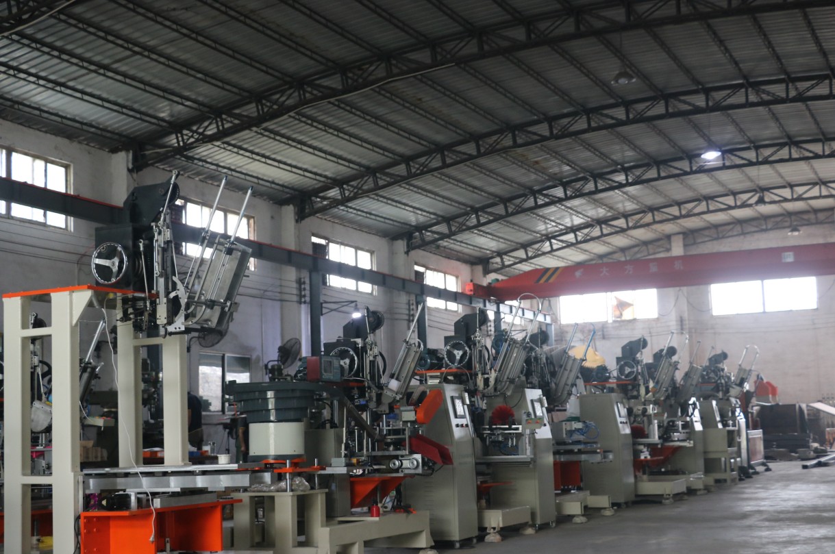 What Kind of Packing Is Provided for Nylon Brush? - MX Machinery