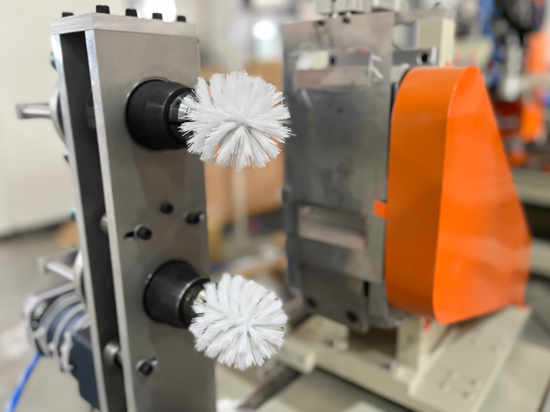 Brush making machine,Brush drilling and tufting machine , China brush ...