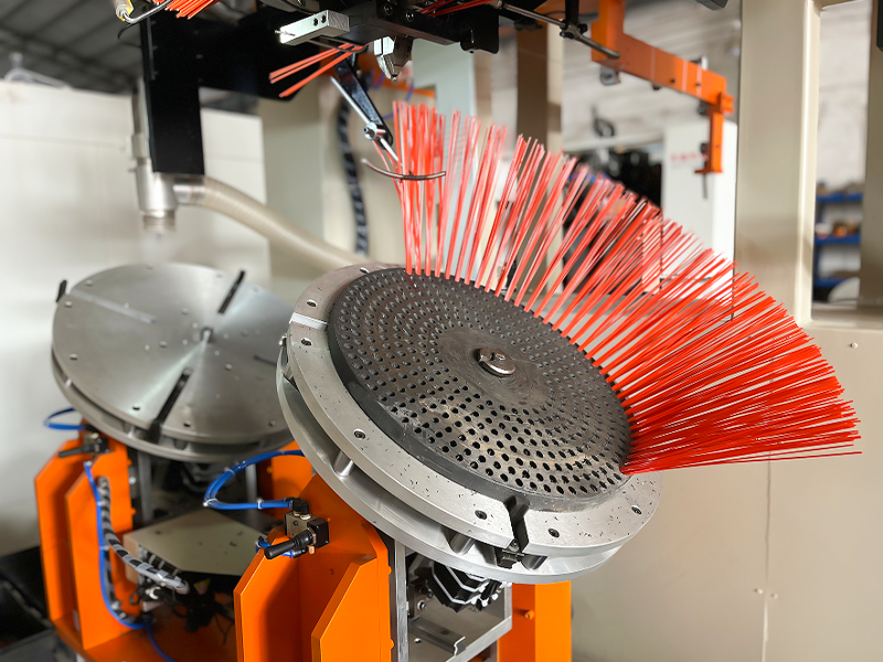 Brush making machine,Brush drilling and tufting machine , China brush ...