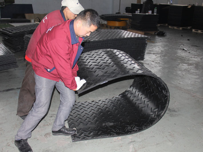 HDPE Plastic Road Mats Temporary Ground Protection Mat - JUMBO