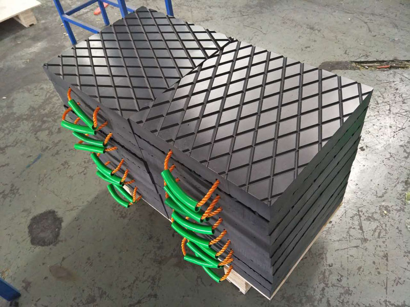Plastic Uhmwpe Crane Outrigger Pads Jack Pad1 | JUMBO
