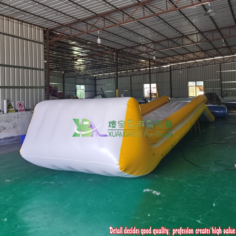 Inflatable Yacht Slide / Dock Inflatable Water Slide for Summer Ocean ...