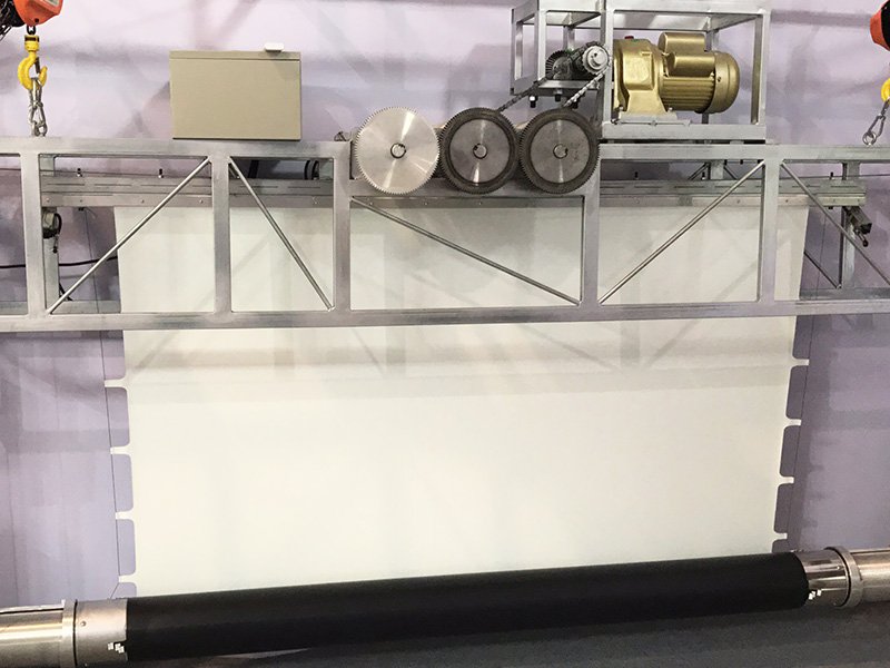 What Kind of Packing Is Provided for Motorized Projector Screen? - XY ...