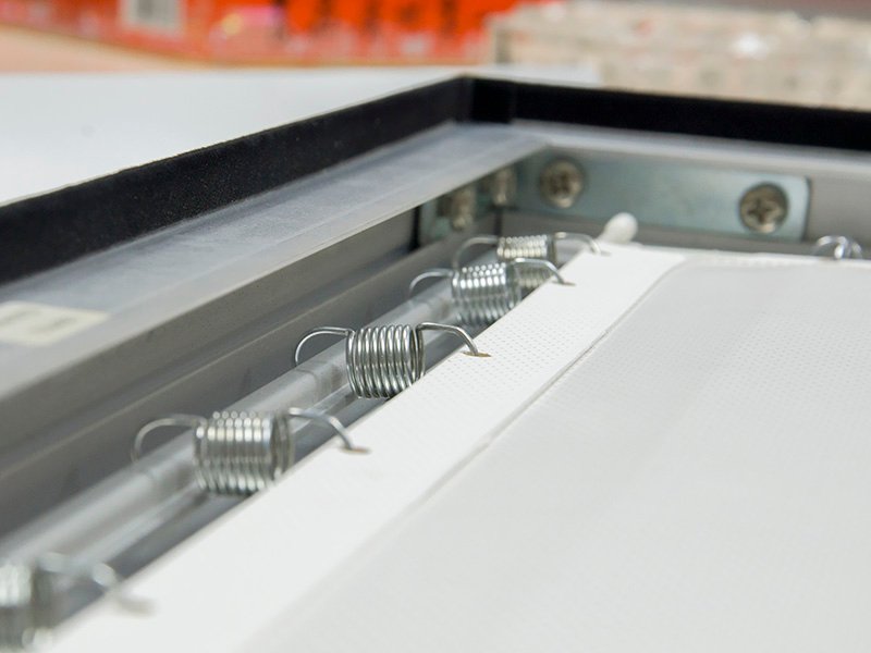 What to Do If Outdoor Projector Screen Is Damaged During Shipping? - XY ...