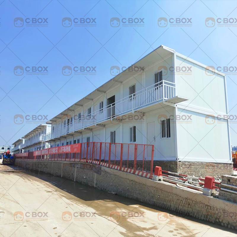 Mobile Home: Provisional Container Living in Indonesia