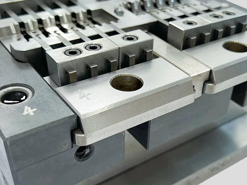 Zipper Machine Manufacturer, Zipper Making Machine Price | KKK Zipper ...