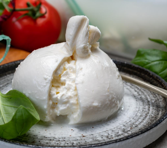 Automatic machines for the production of burrata cheese | PAPA